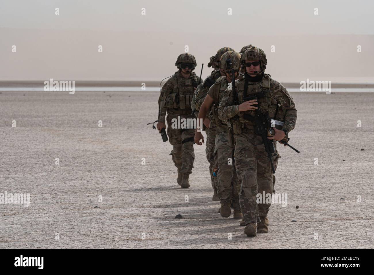U.S. Army Soldiers assigned to Task Force Red Dragon, Combined Joint ...