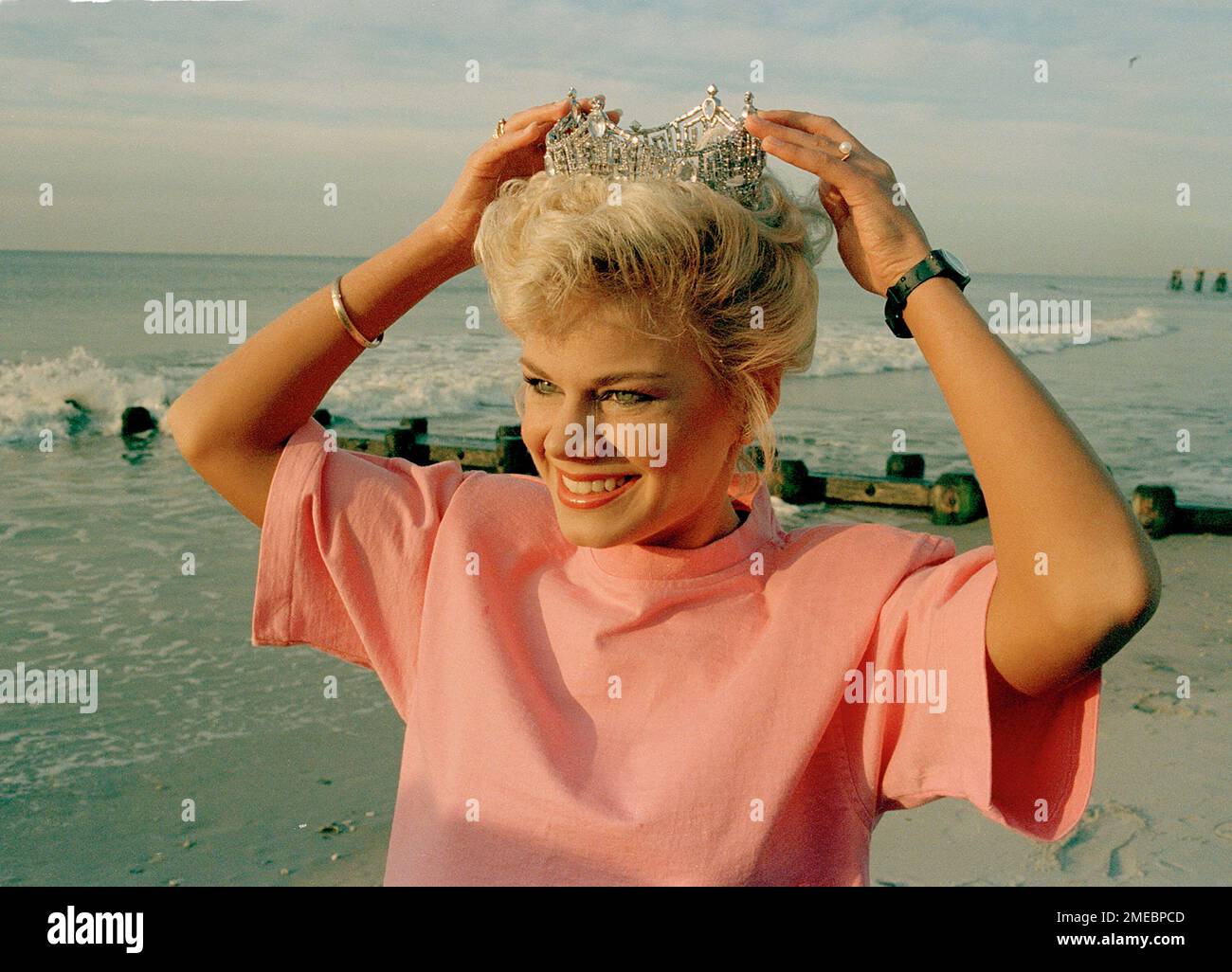 Gretchen Carlson 1989