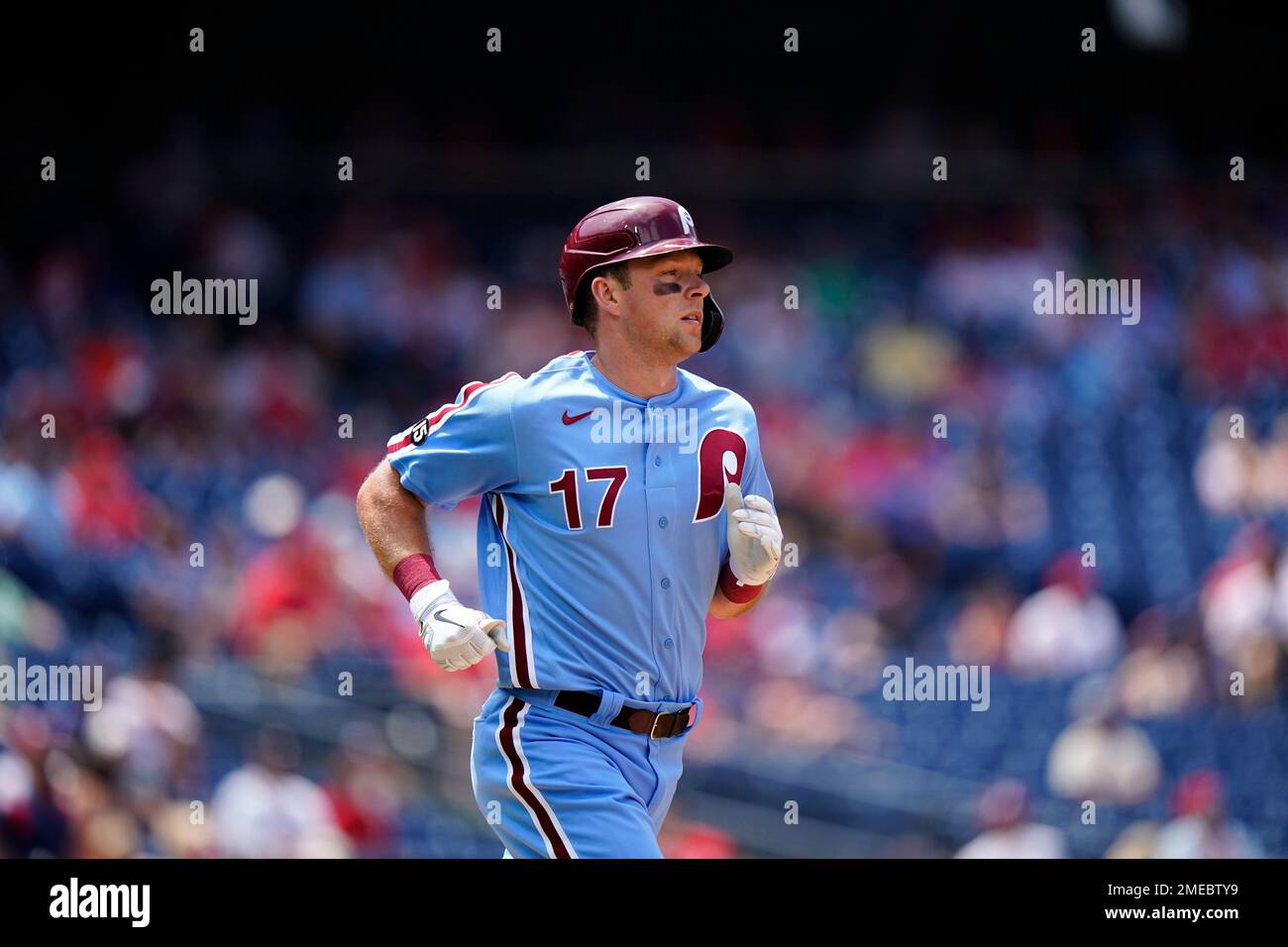 Philadelphia Phillies' Rhys Hoskins plays during a baseball game ...