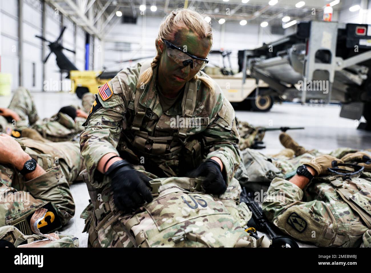 U.S. Army Staff Sgt . Isabelle Sweeney a 91B wheel vehicle mechanic ...