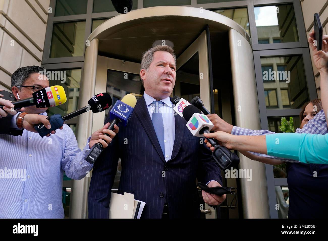 Jeffrey Lichtman, an attorney for the wife of Mexican drug kingpin ...