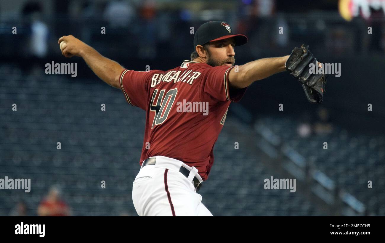Arizona Diamondbacks starting pitcher Madison Bumgarner (40) in the ...