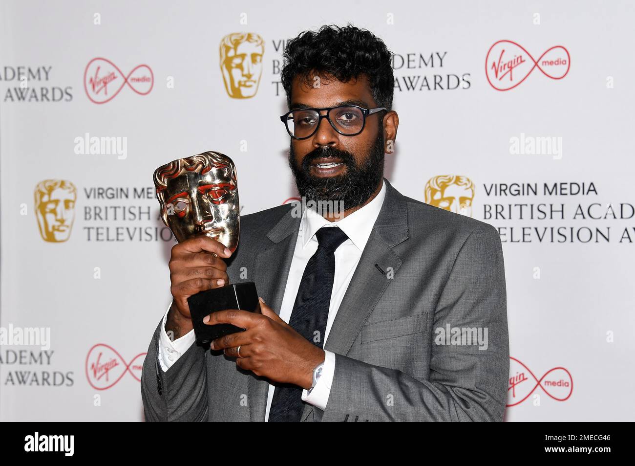 Romesh Ranganathan poses for photographers with his Entertainment ...