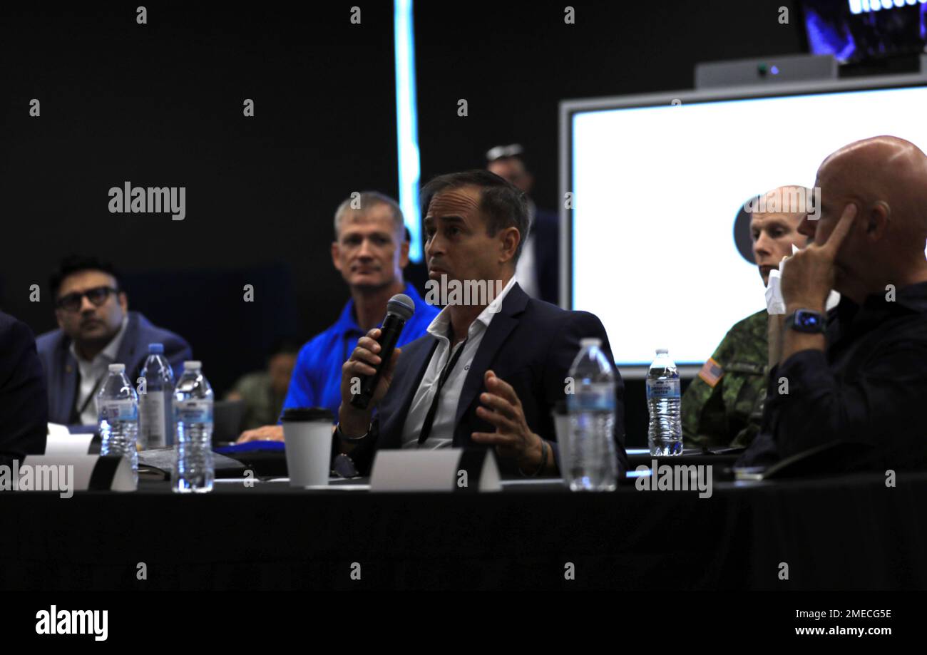 Chris Vanek, the Three Rangers Foundation Director for Gold Star ...