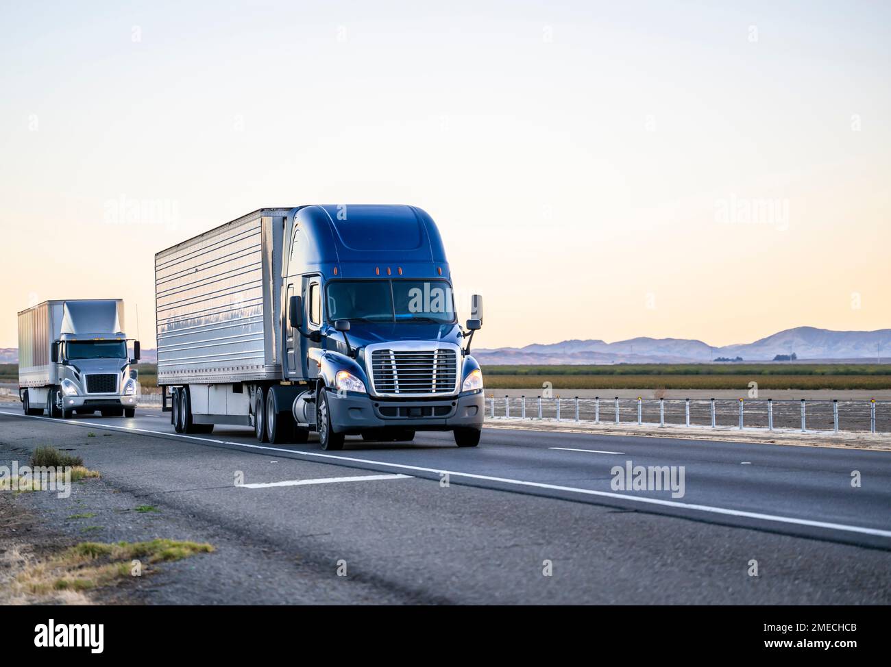 Industrial commercial big rigs long hauler semi trucks with semi ...