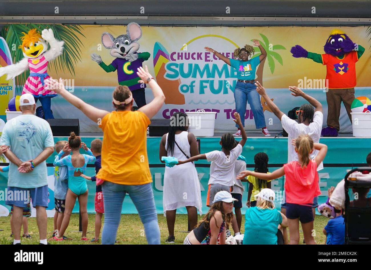 Chuck E Cheese Band Members
