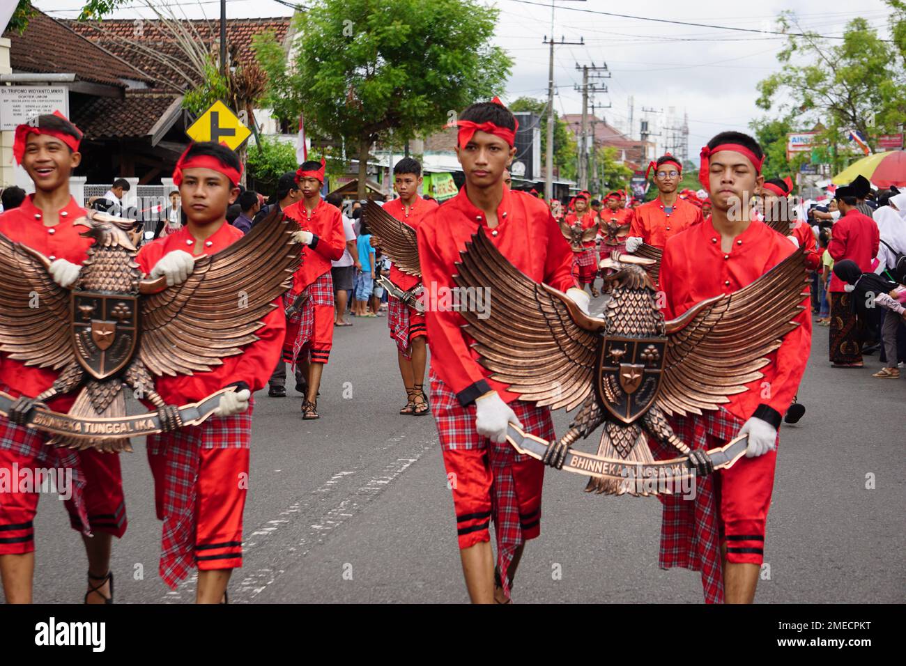Indonesian bring national symbol, garuda pancasila Stock Photo - Alamy