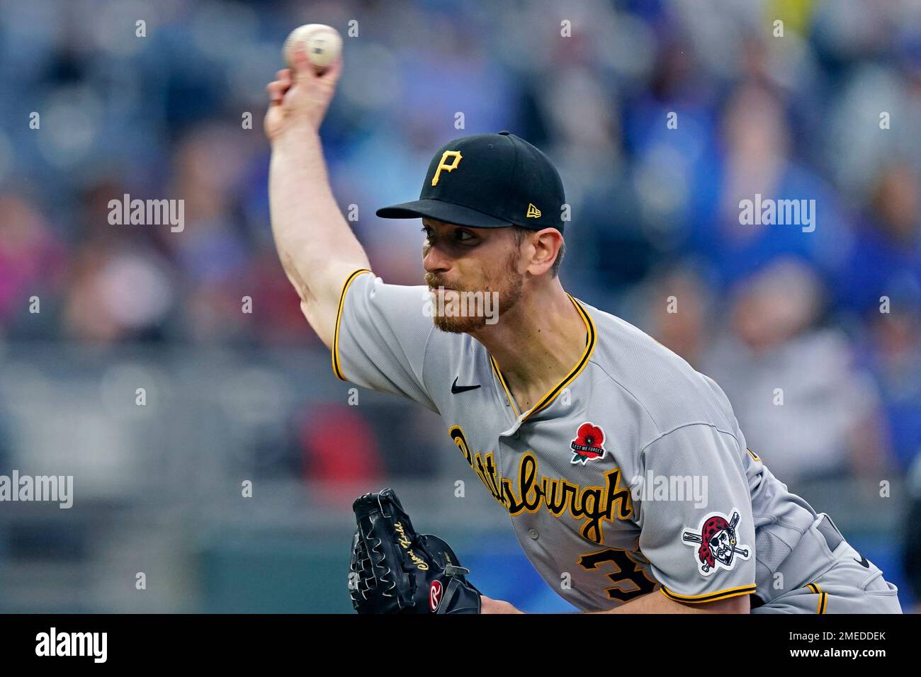 Pittsburgh Pirates starting pitcher Chad Kuhl throws during the first ...