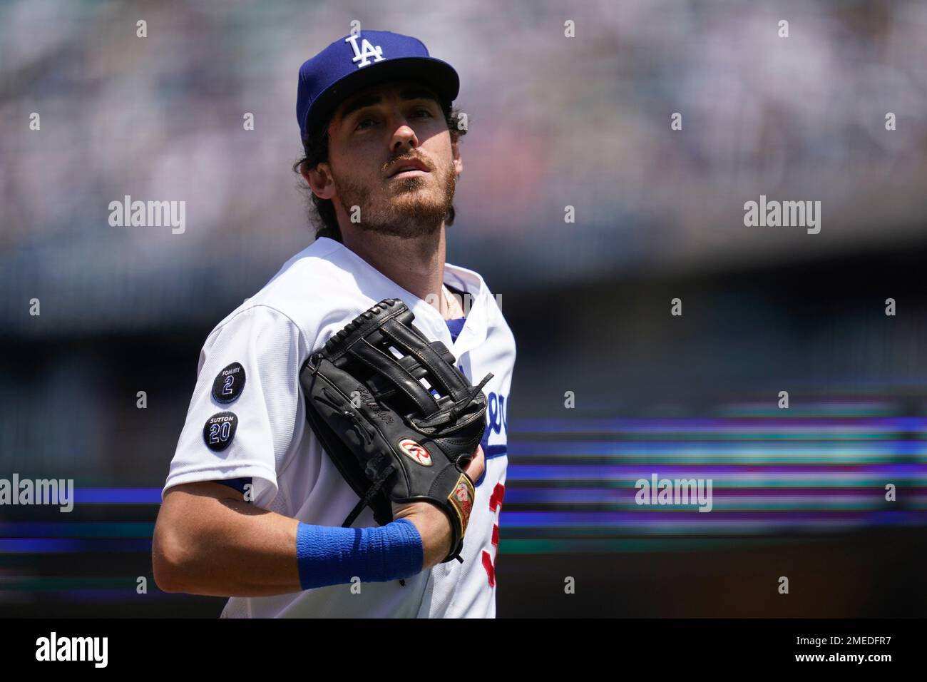 Los Angeles Dodgers center fielder Cody Bellinger (35) runs to the ...