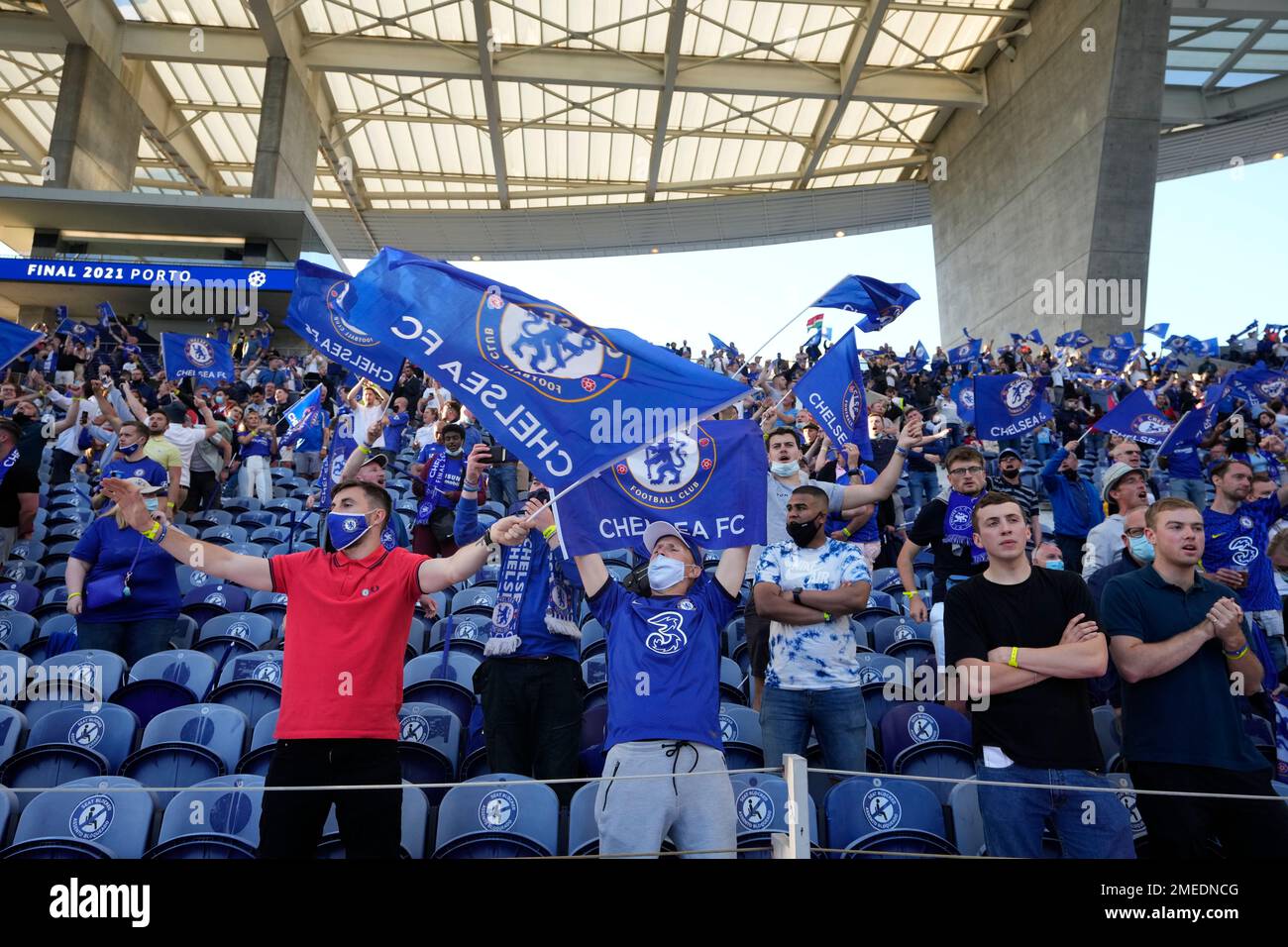 Chelsea fans cheer before the Champions League final soccer match ...