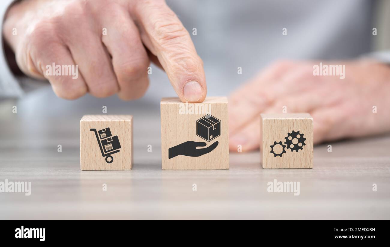 Wooden blocks with symbol of distribution concept Stock Photo - Alamy