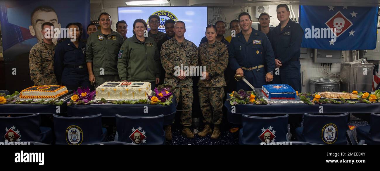 220816-N-XK047-2039 PACIFIC OCEAN (Aug. 16, 2022) – Capt. Tony Chavez ...