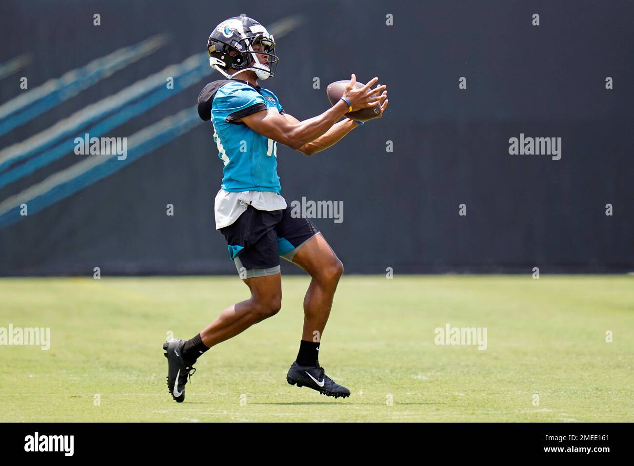 Jacksonville Jaguars Jon'Vea Johnson catches a pass during NFL football ...