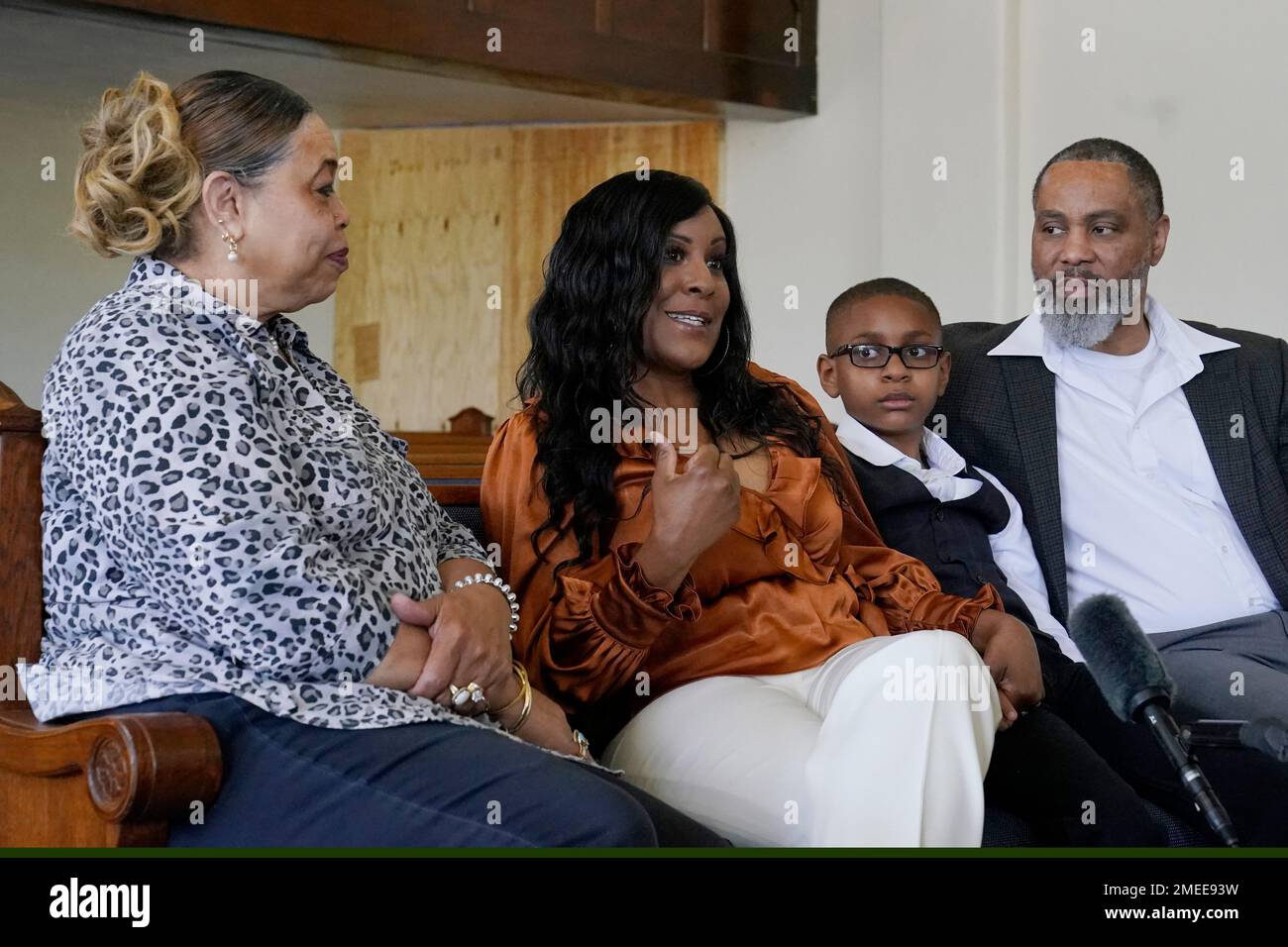 Descendants of Tulsa Race Massacre survivor Ernestine Alpha Gibbs, are ...