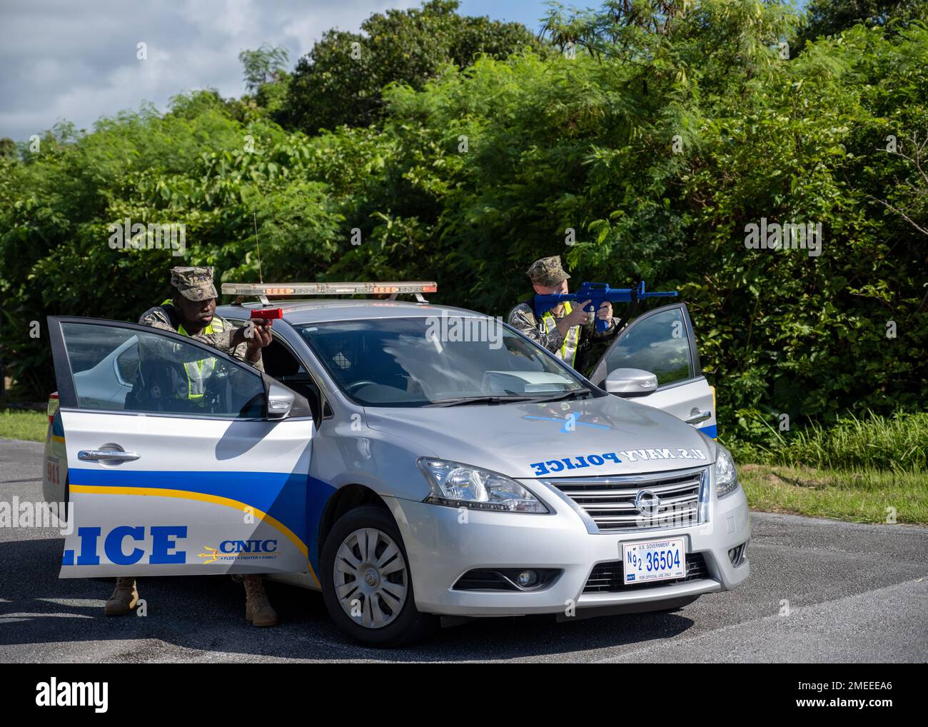 WHITE BEACH, Japan (Aug. 16, 2022) Sailors assigned to Commander, Fleet ...