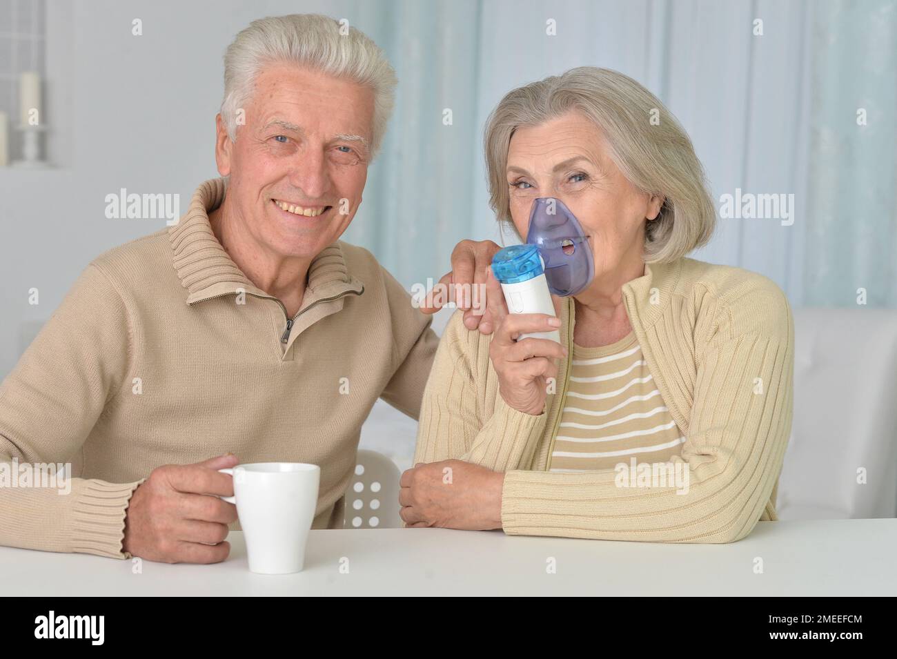 Inhaler pose hi-res stock photography and images - Alamy