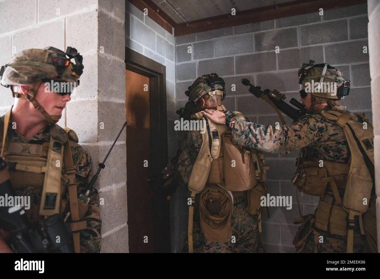 U.S. Marines with 1st Battalion, 8th Marine Regiment, 2d Marine ...