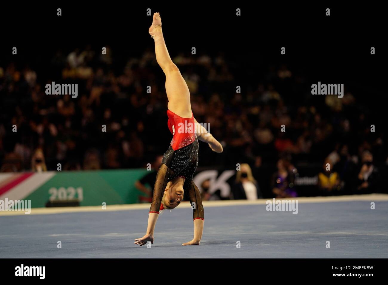 MyKayla Skinner performs her floor routine during the U.S. Classic ...