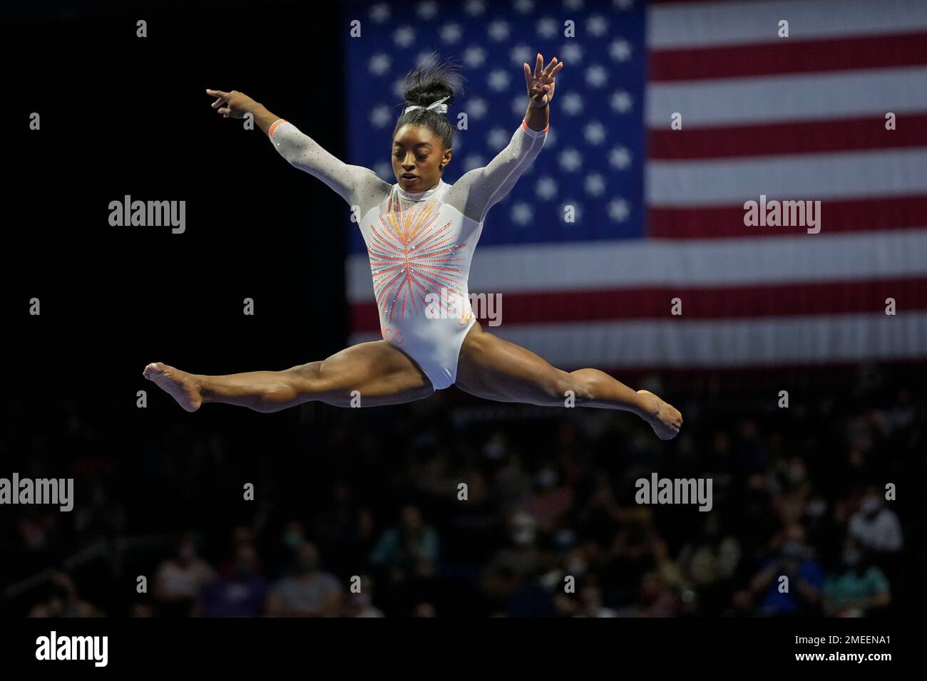 Simone Biles performs her balance beam routine during the U.S. Classic ...