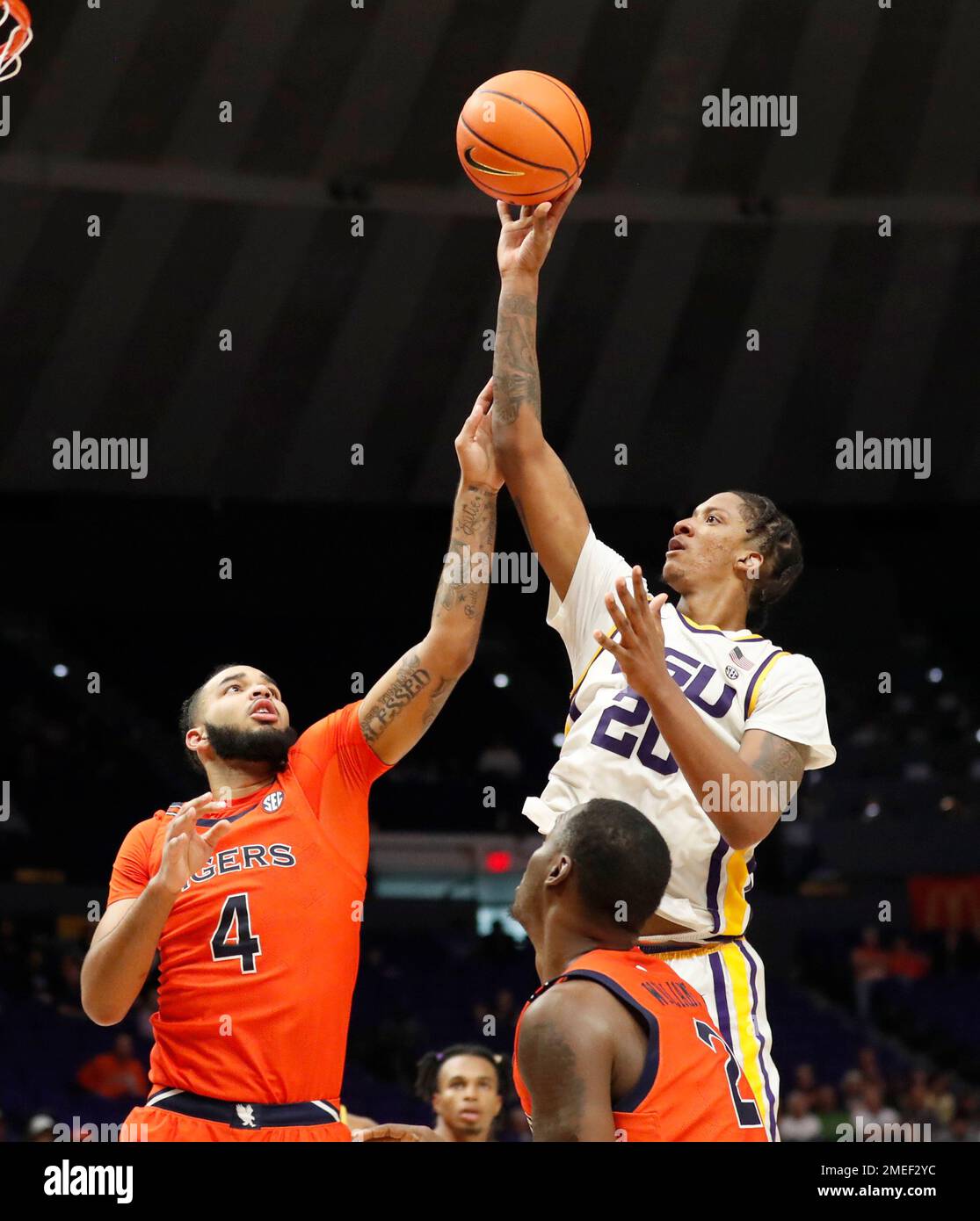 Baton Rouge, USA. 18th Jan, 2023. LSU forward Derek Fountain (20 ...