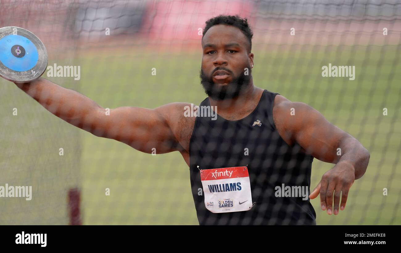 Brian Williams competes in men's discus throw during the USATF Golden ...
