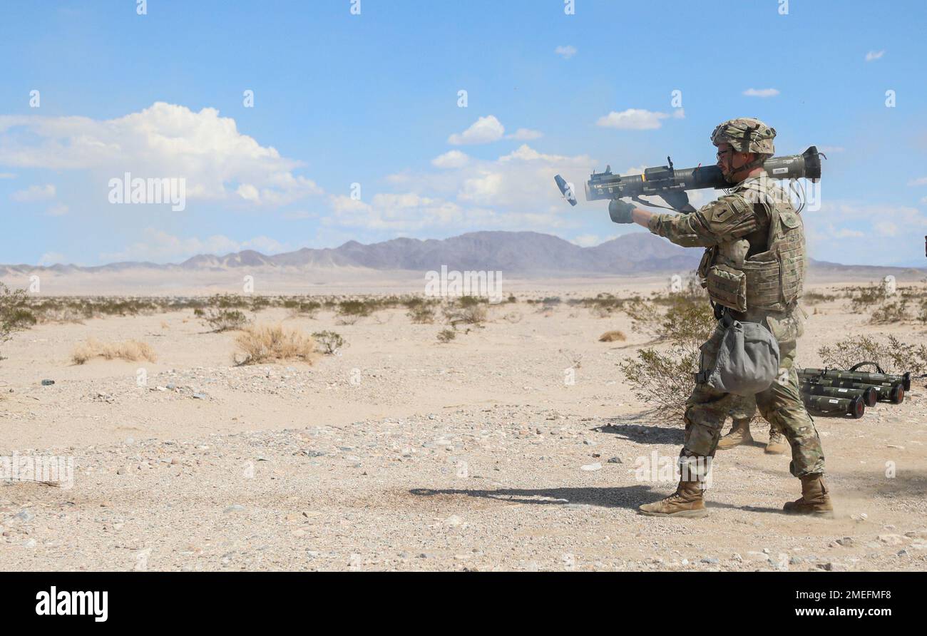 U.S. Soldiers assigned to 299th Brigade Support Battalion, 2nd Armored ...