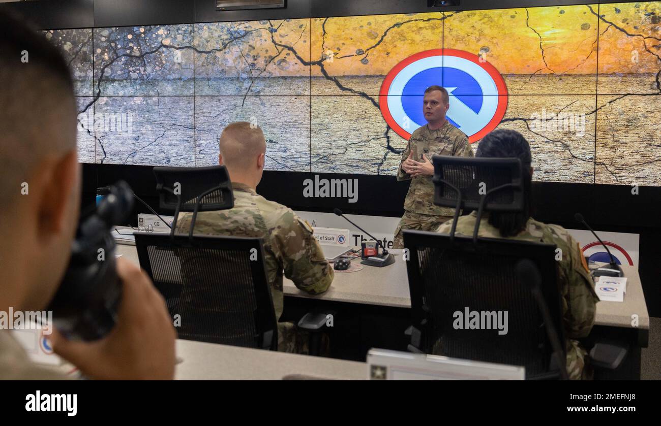 Col timothy gallagher hi-res stock photography and images - Alamy