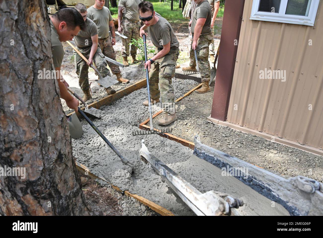 Concrete company hi-res stock photography and images - Alamy