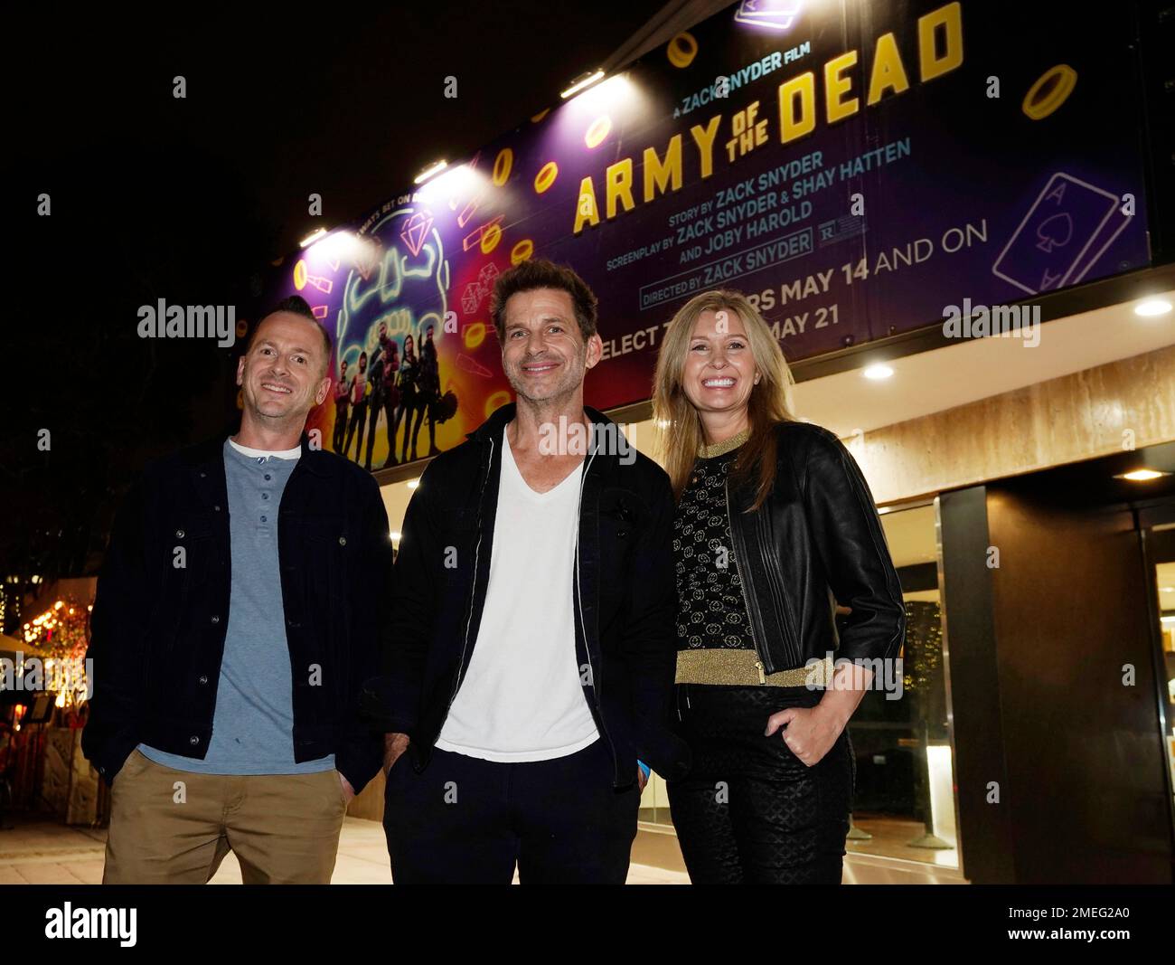 Zack Snyder, center, director and co-screenwriter of the new film "Army ...