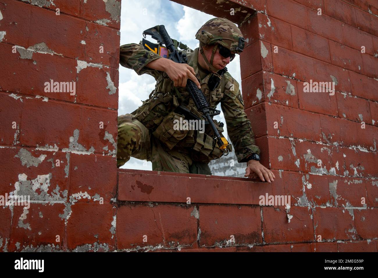 FORT HOOD, Texas - U.S. Army Pfc. Thomas Hensley, an infantryman ...