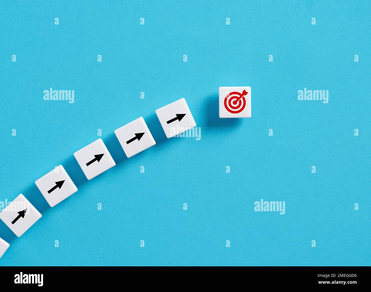 Moving target hi-res stock photography and images - Alamy