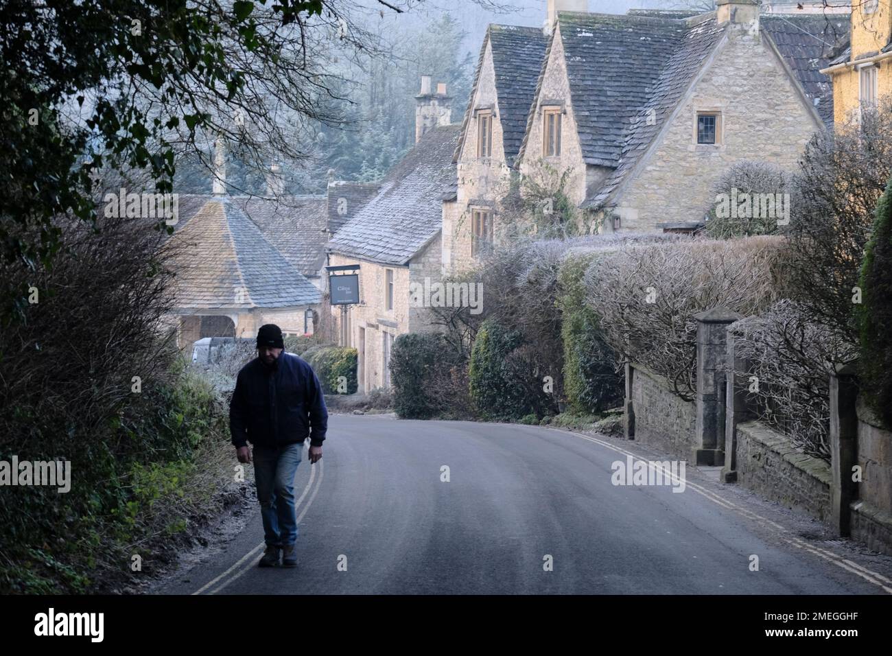 Castle Combe, Wiltshire, UK. 24th Jan, 2023. A frosty winter morning in ...