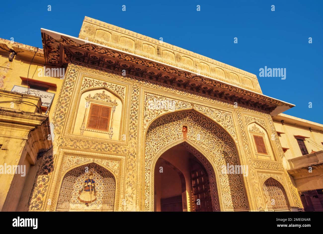 Virenda pol hi-res stock photography and images - Alamy