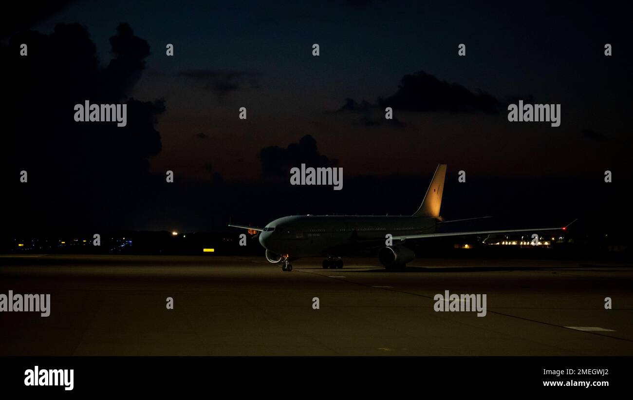 Ukrainian wounded warrior athletes arrive on the flightline at MacDill ...