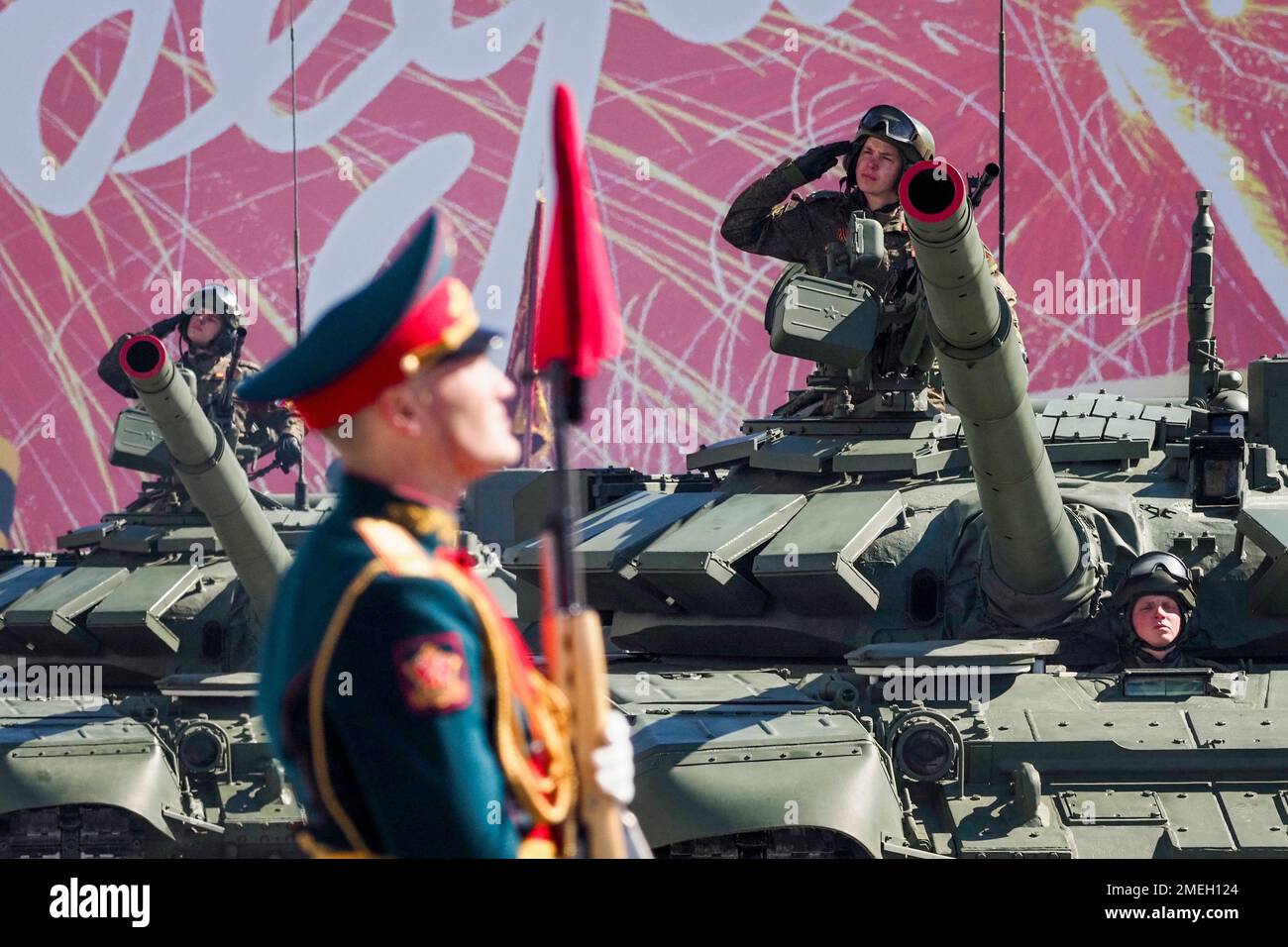 Russian T-72 tanks drive during the Victory Day military parade at ...