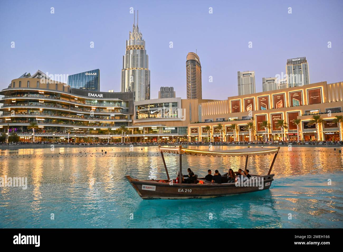 Dubai, Burj Khalifa, Uae Stock Photo - Alamy