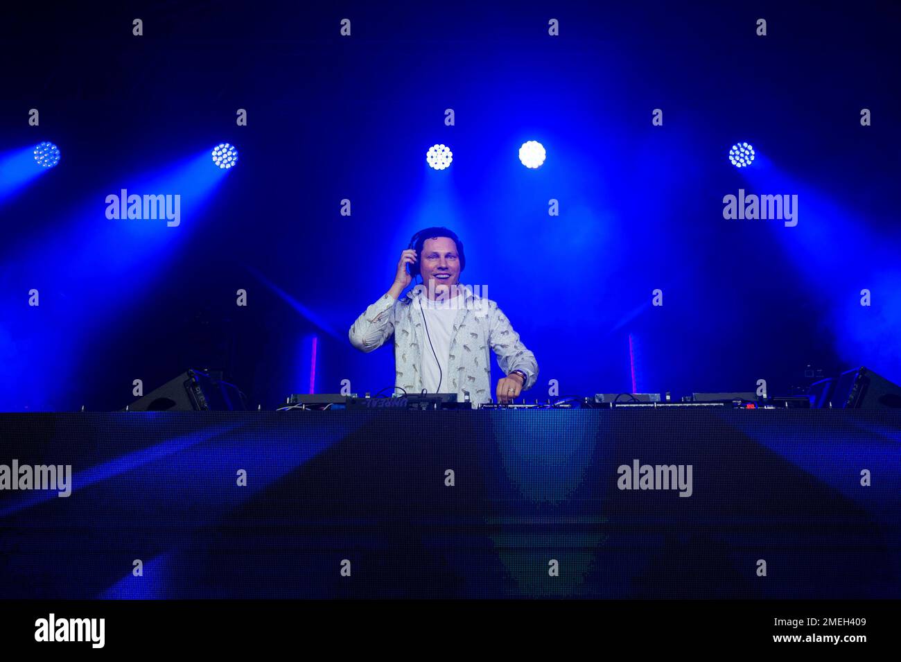 DJ/Producer Tiesto performs in concert at The Oasis on Friday, May 7 ...