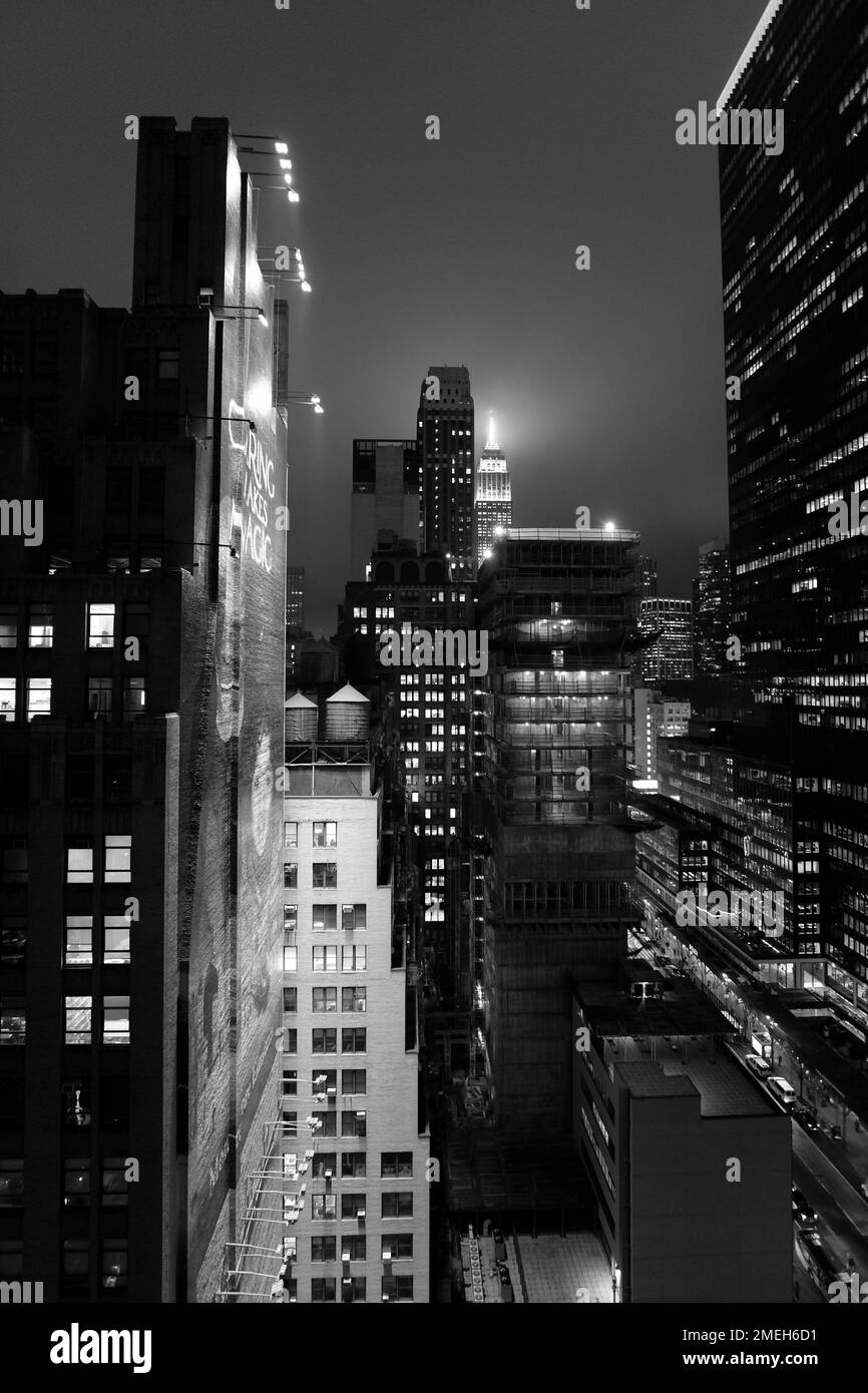 New York city, 9th Avenue and Empire State Building Stock Photo - Alamy