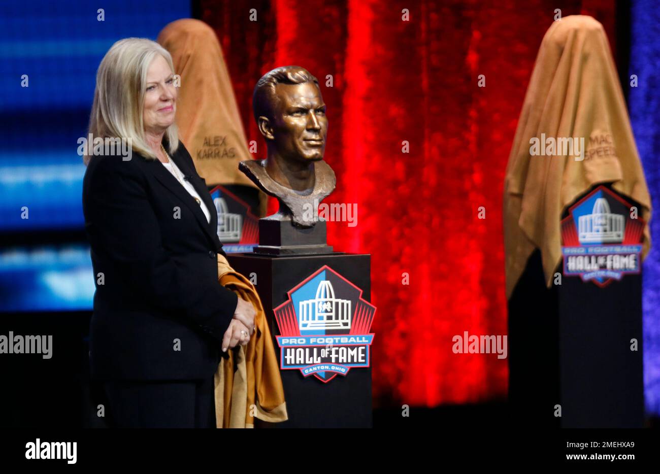 Sue Withers smiles after unveiling the bust of her father Ed Sprinkle ...