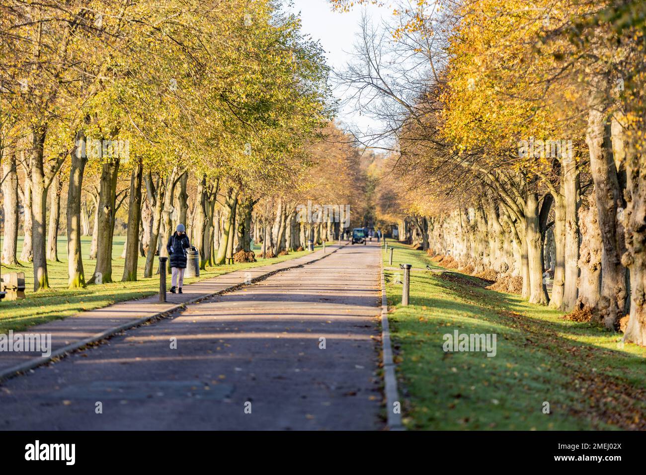 Spires barnet hi-res stock photography and images - Alamy