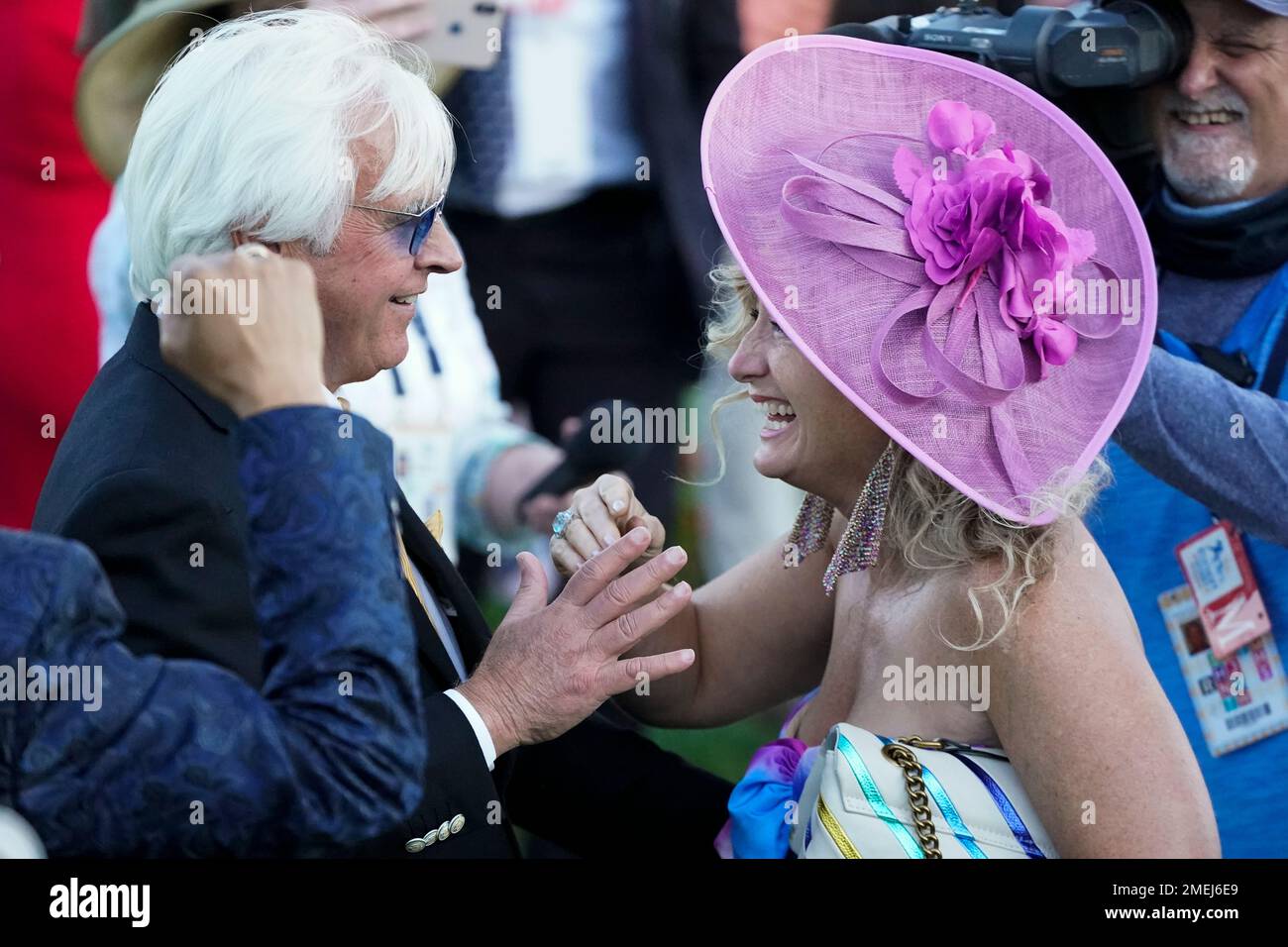 CORRECTS PERSON AT RIGHT TO LEONA O'BRIEN - Trainer Bob Baffert is ...