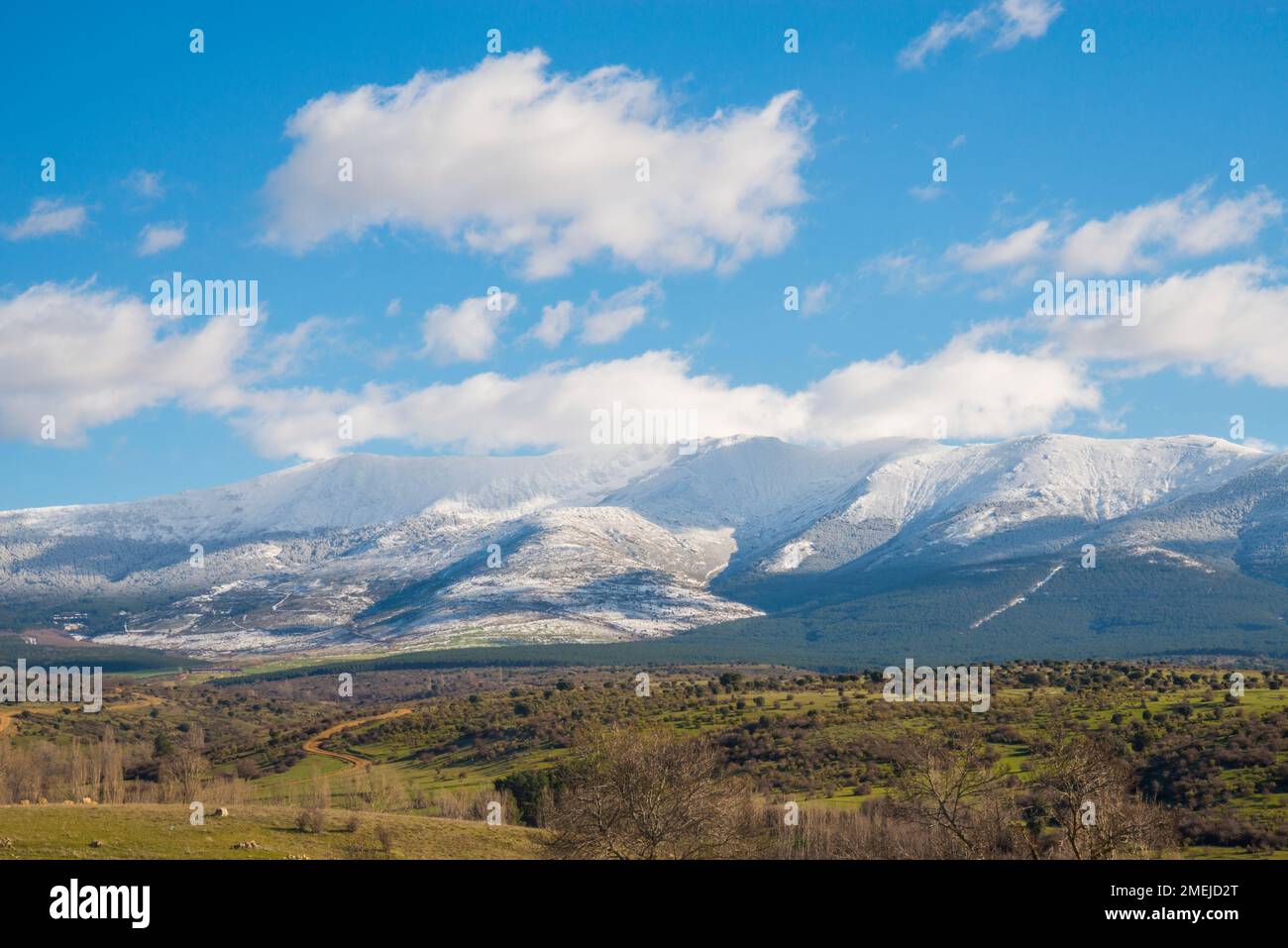 Winter landscape. Cerezo de Arriba, Segovia province, Castilla Leon ...