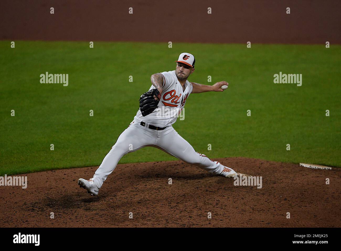 Baltimore Orioles' Tanner Scott throws against the New York Yankees in ...