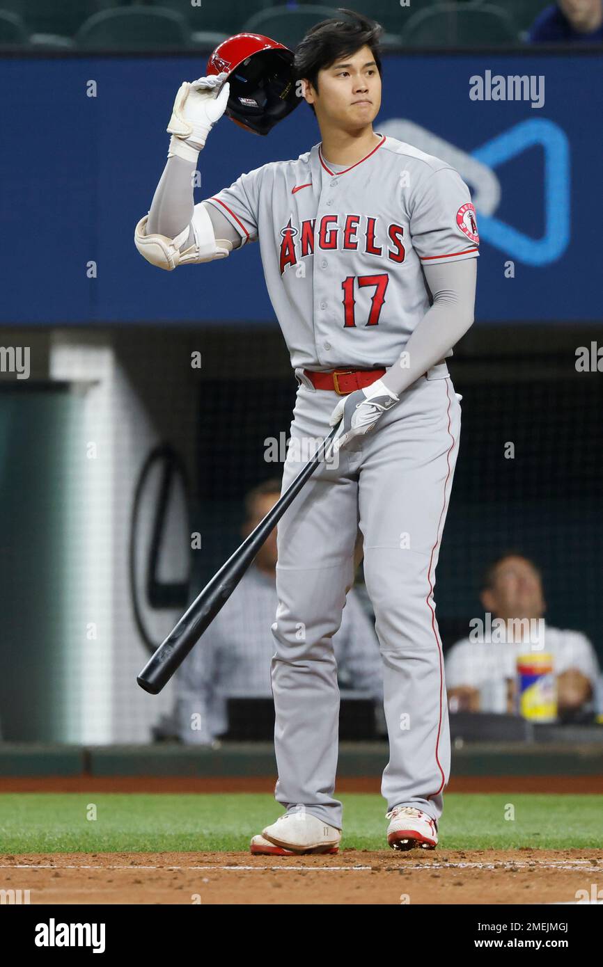 Los Angeles Angels' Shohei Ohtani (17) looks on following an at bat ...
