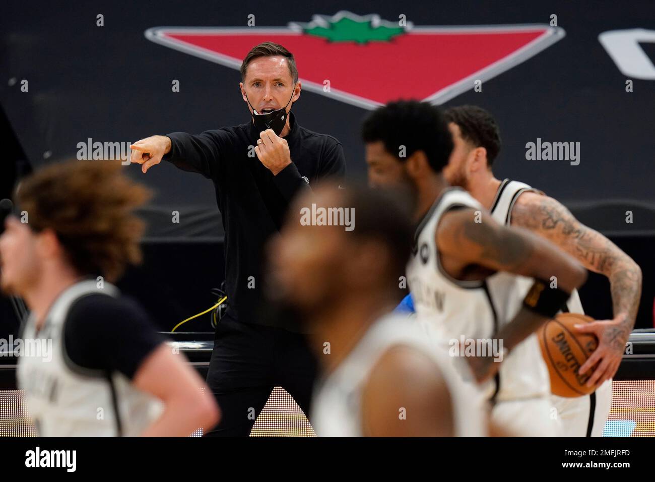 Brooklyn Nets head coach Steve Nash calls a play during the second half ...