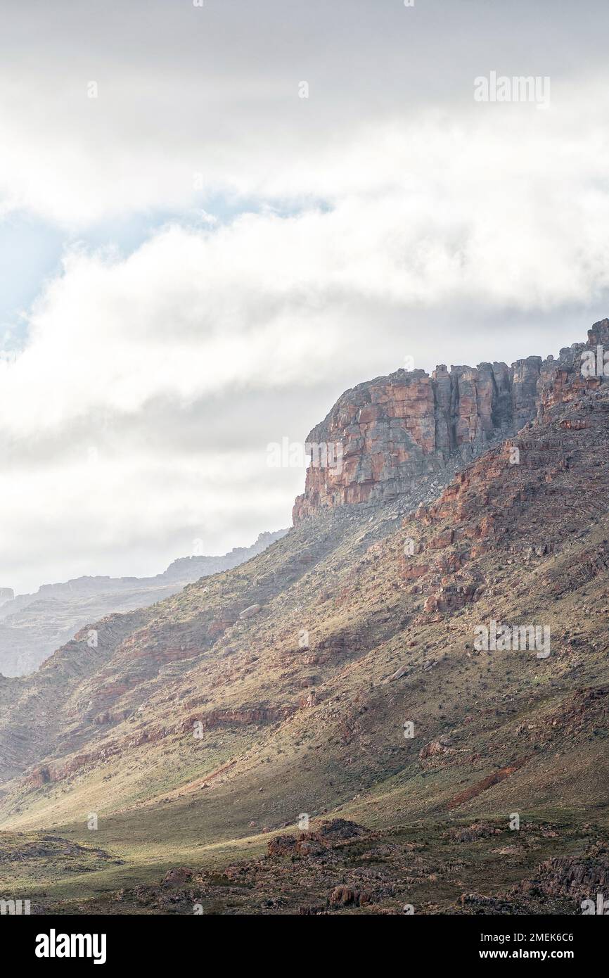 View of the Wolfberg Mountain and the Cracks in the Western Cape ...