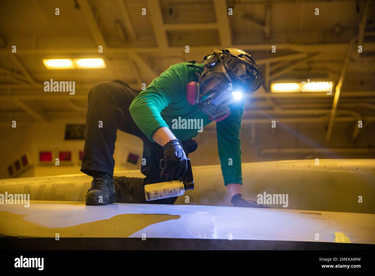 220817-N-UI066-1040 ATLANTIC OCEAN (Aug. 17, 2022) Aviation Structural ...