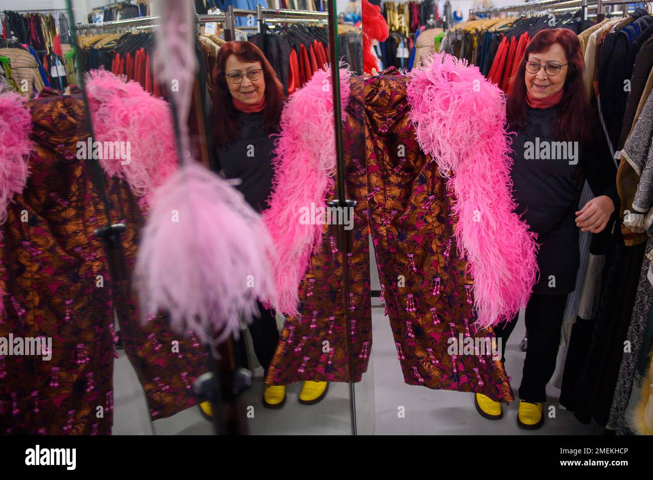 24 January 2023, Saxony-Anhalt, Magdeburg: Beatrix Lode, costume fundus ...