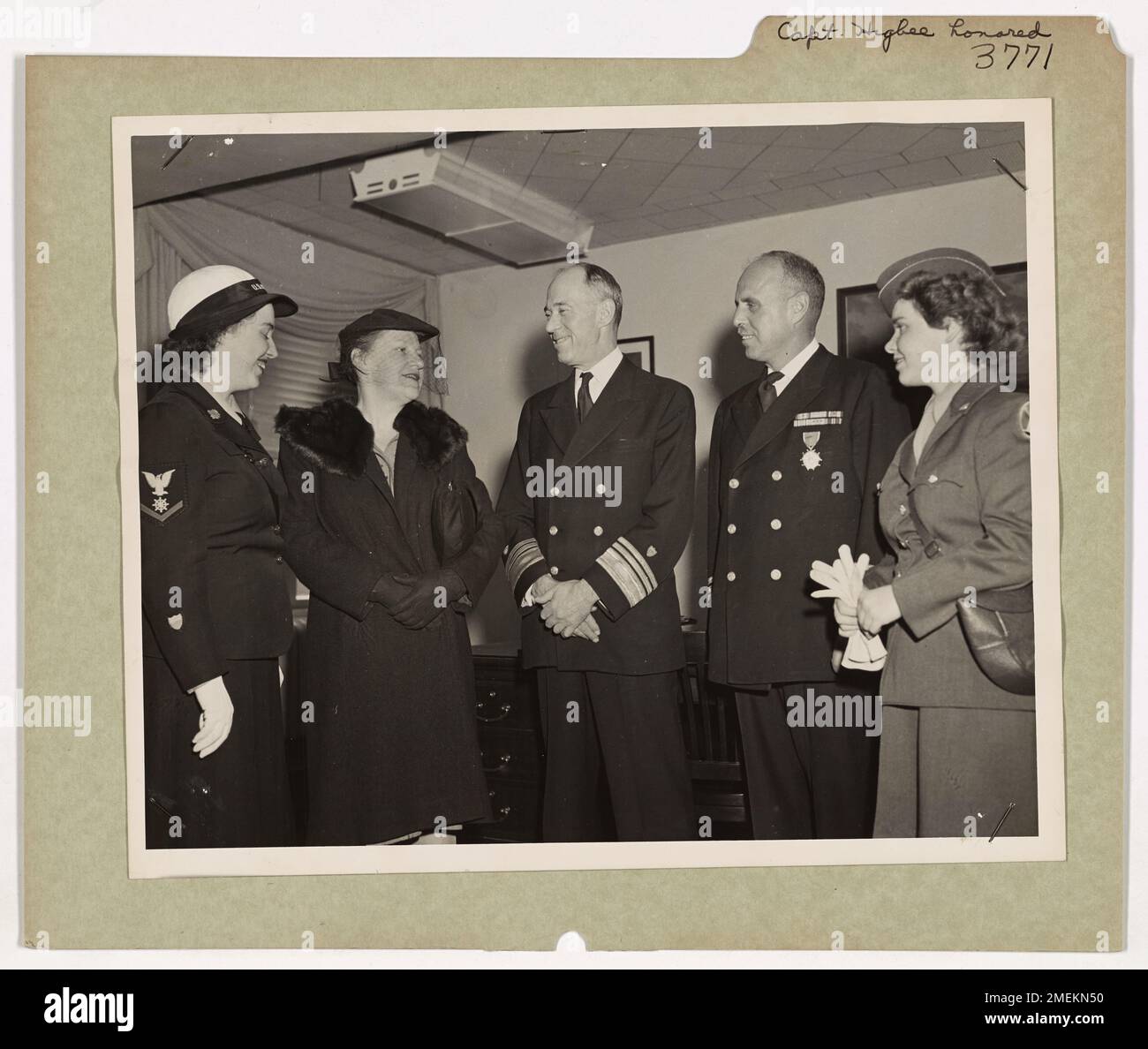 Daughters in Uniform See Captain Higbee Honored With Legion of Merit ...
