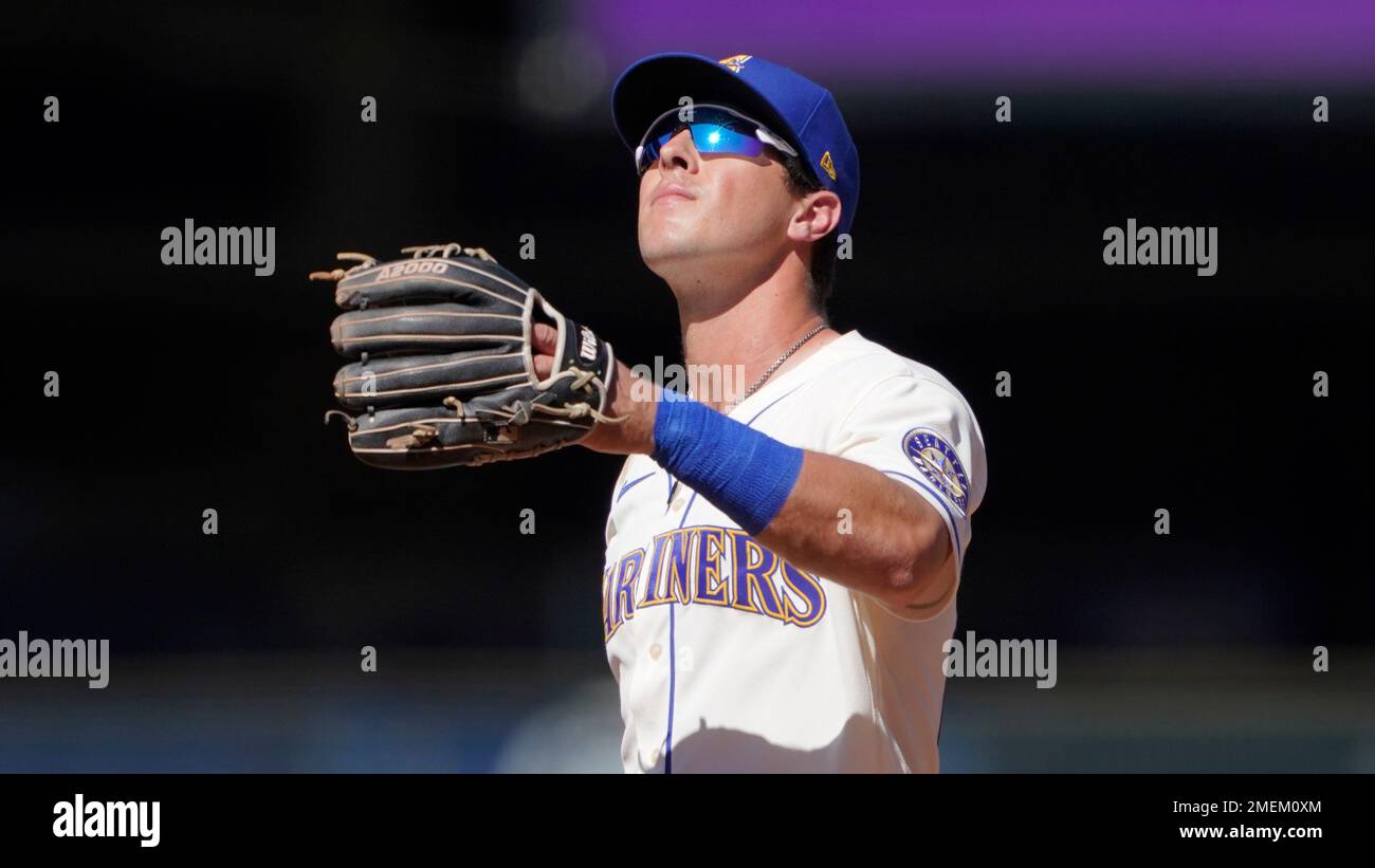 Seattle Mariners second baseman Dylan Moore in action during a baseball ...
